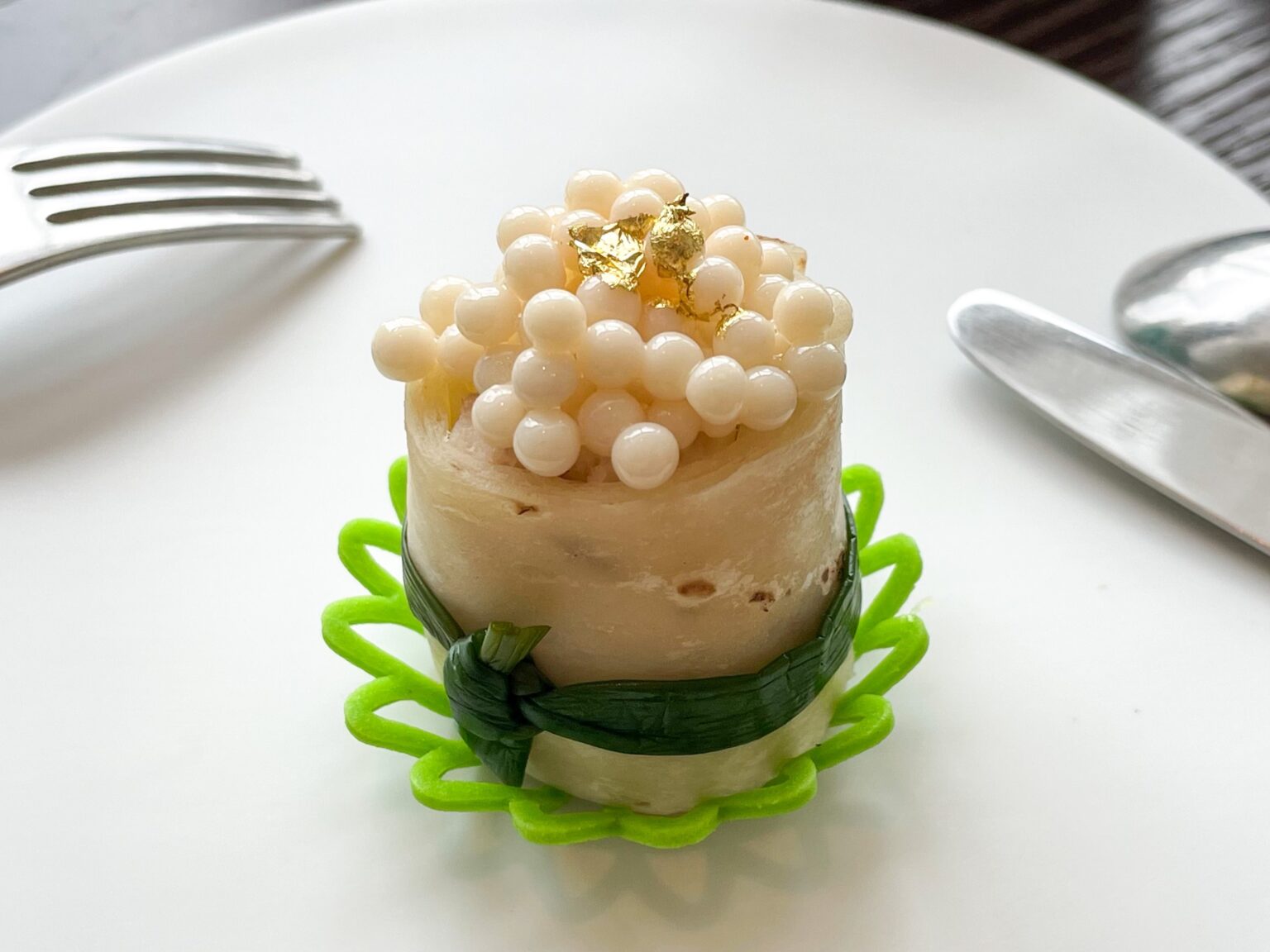 本場NYのWaldorf Astoria (ウォルドーフ アストリア)が詰まった、かわいさ最強アフタヌーンティーセット[2022秋 ...