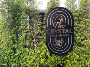 特別な日に訪れたいロマンティックなムード満点の新スポット「The Crystal Grill House (ザ クリスタルグリルハウス)」at ...
